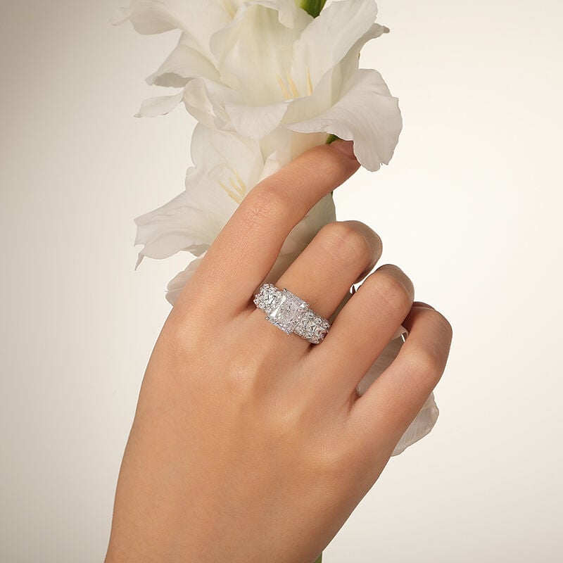 Jeulia Vintage Cluster Radiant Cut Engagement Ring - Jeulia Jewelry